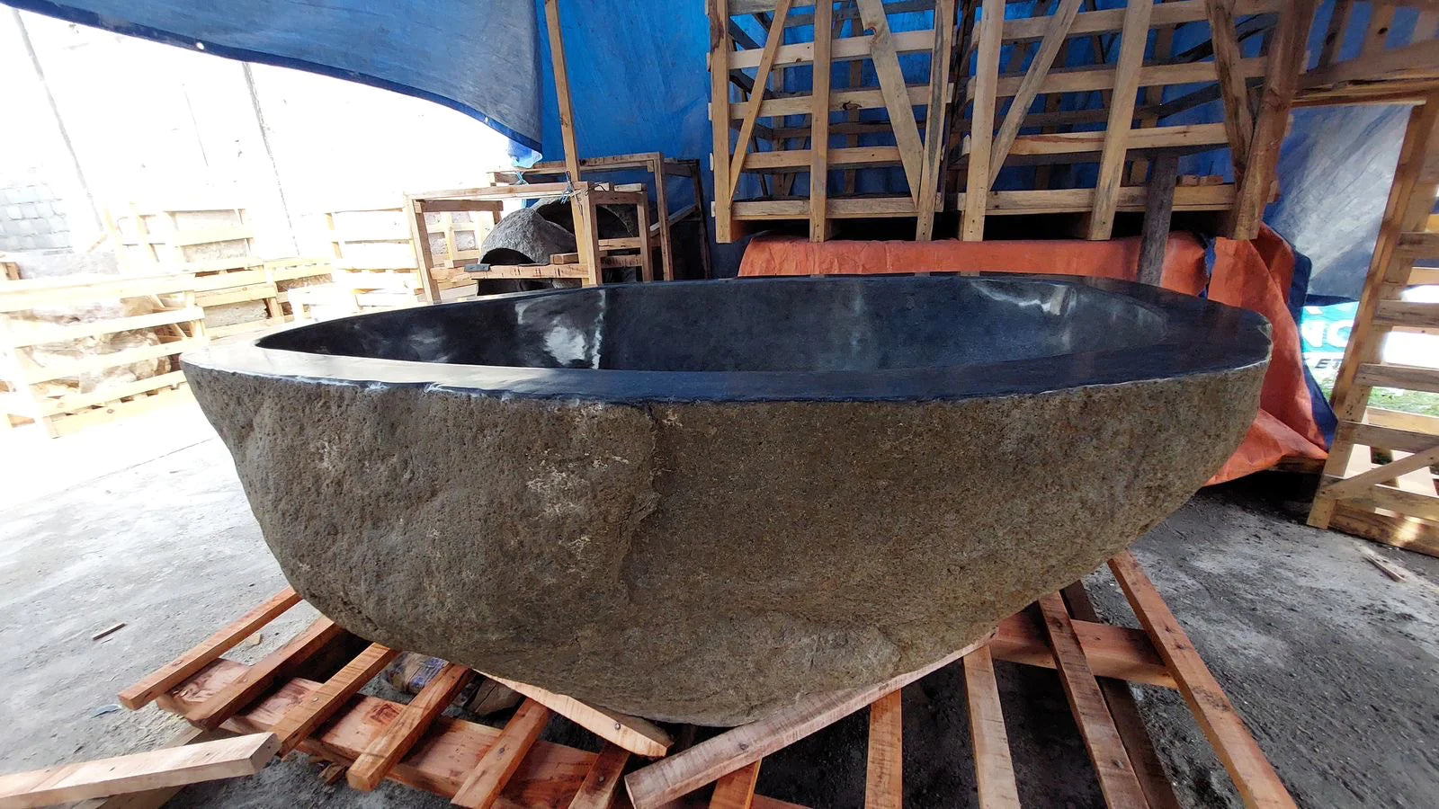 Riverstone Baths – Stone and Rock